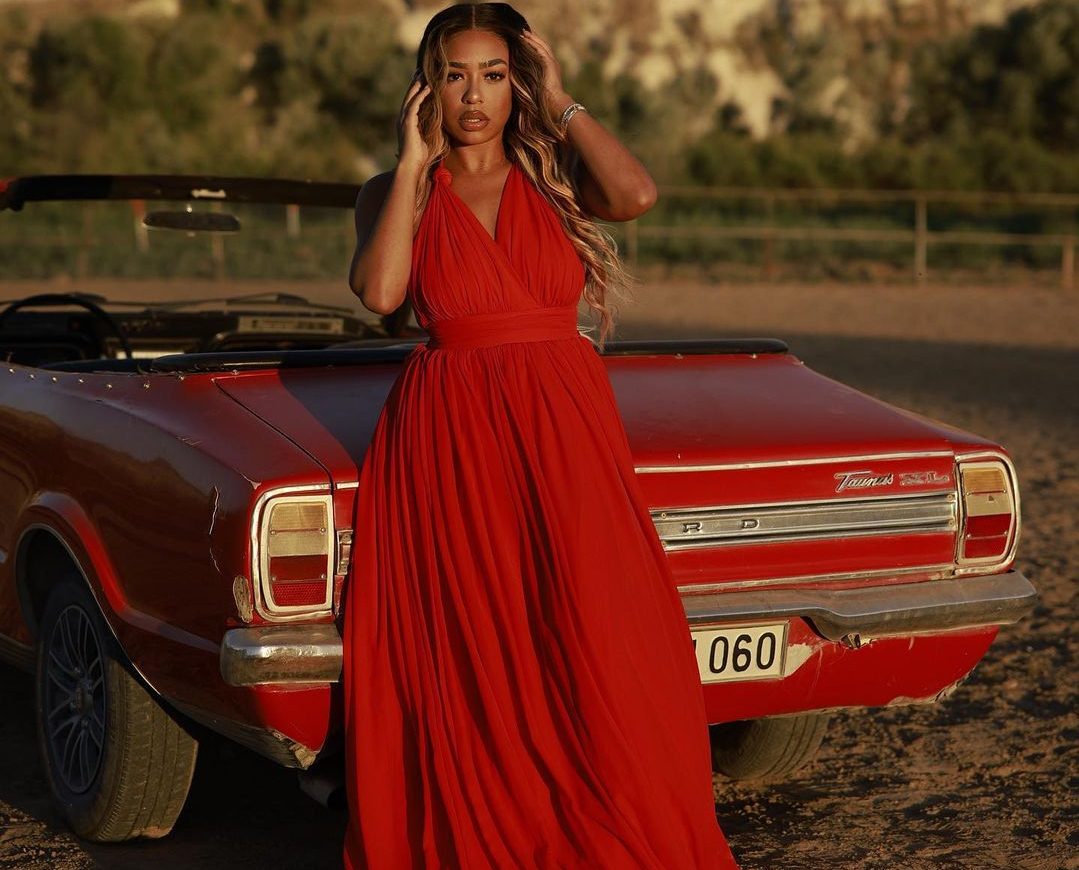 B. Simone Age, Wikipedia, Height, Husband, Boyfriend, Family, Biography ...