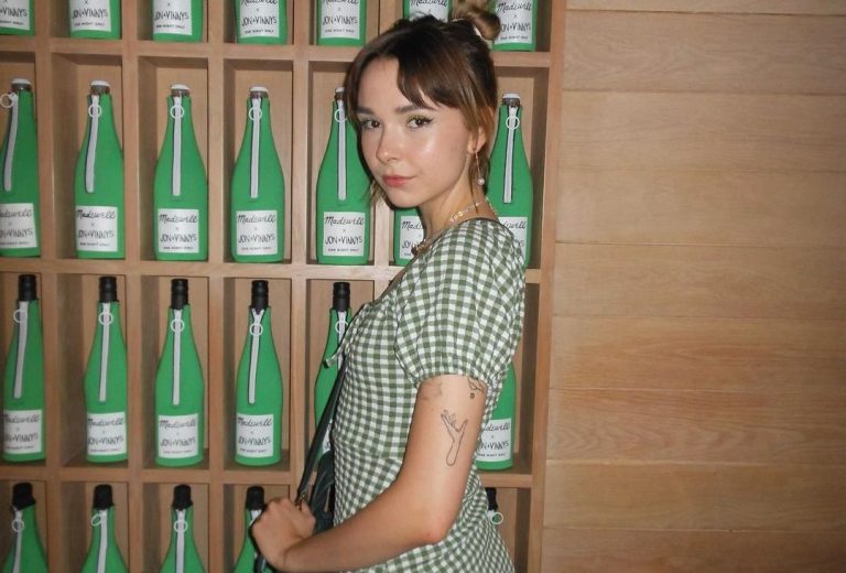 Lydia Knight Age, Wikipedia, Height, Husband, Boyfriend, Family ...