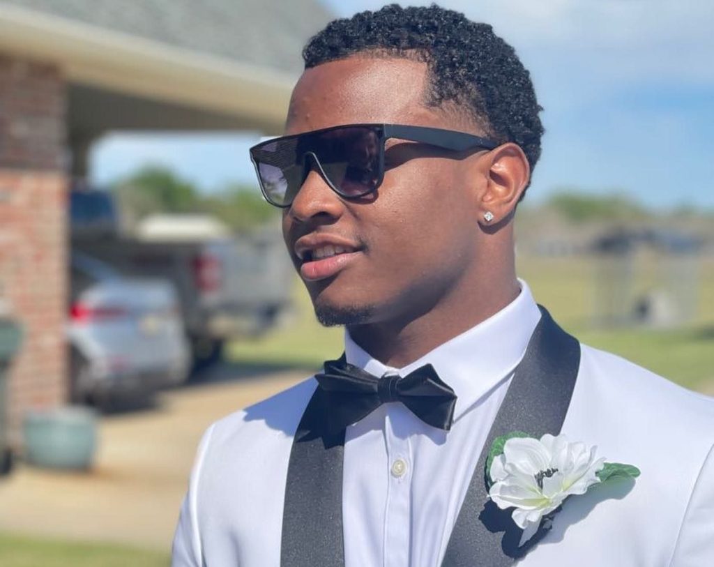 Trevor Etienne Age, Wiki, Height, Weight, Wife, Brother, Girlfriend ...