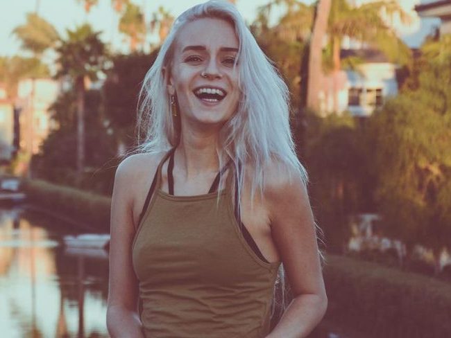 Kay Smythe Age, Wikipedia, Height, Husband, Boyfriend, Family ...